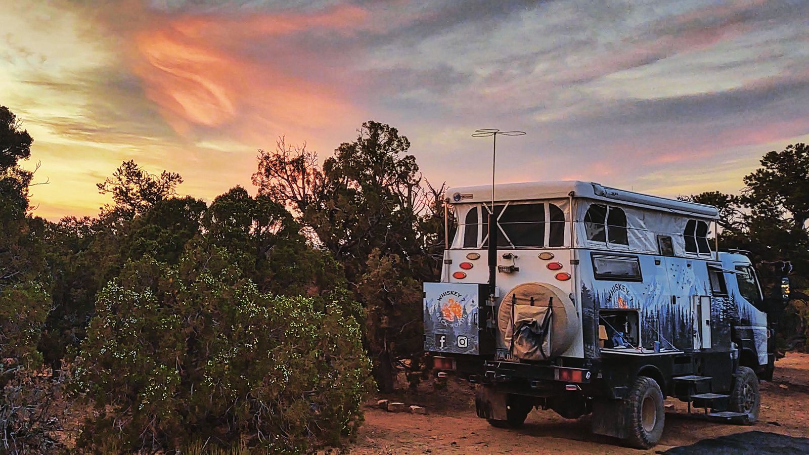 Overlanding + Camping in Vermilion Cliffs National Monument